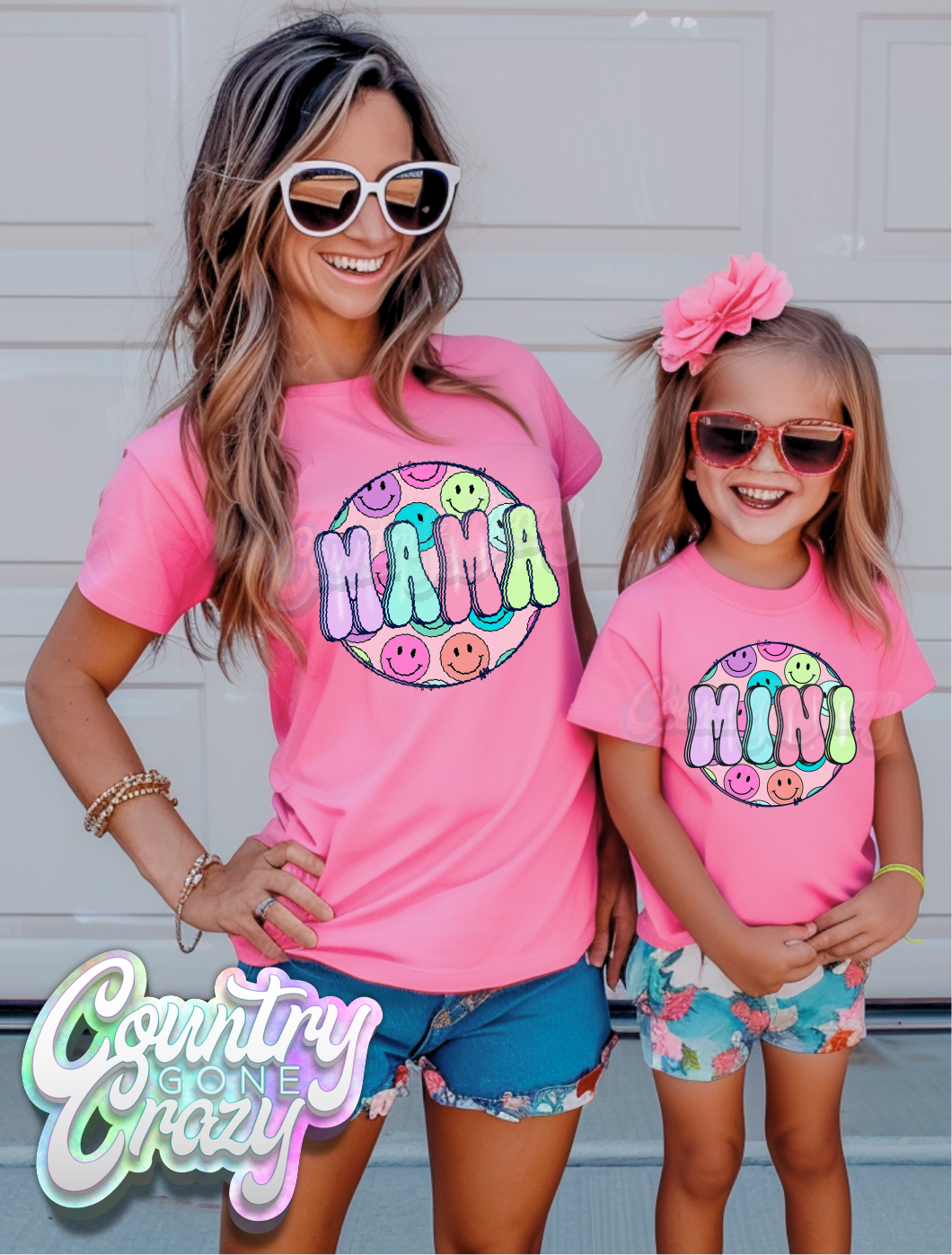 MINI SMILEY — Country Gone Crazy